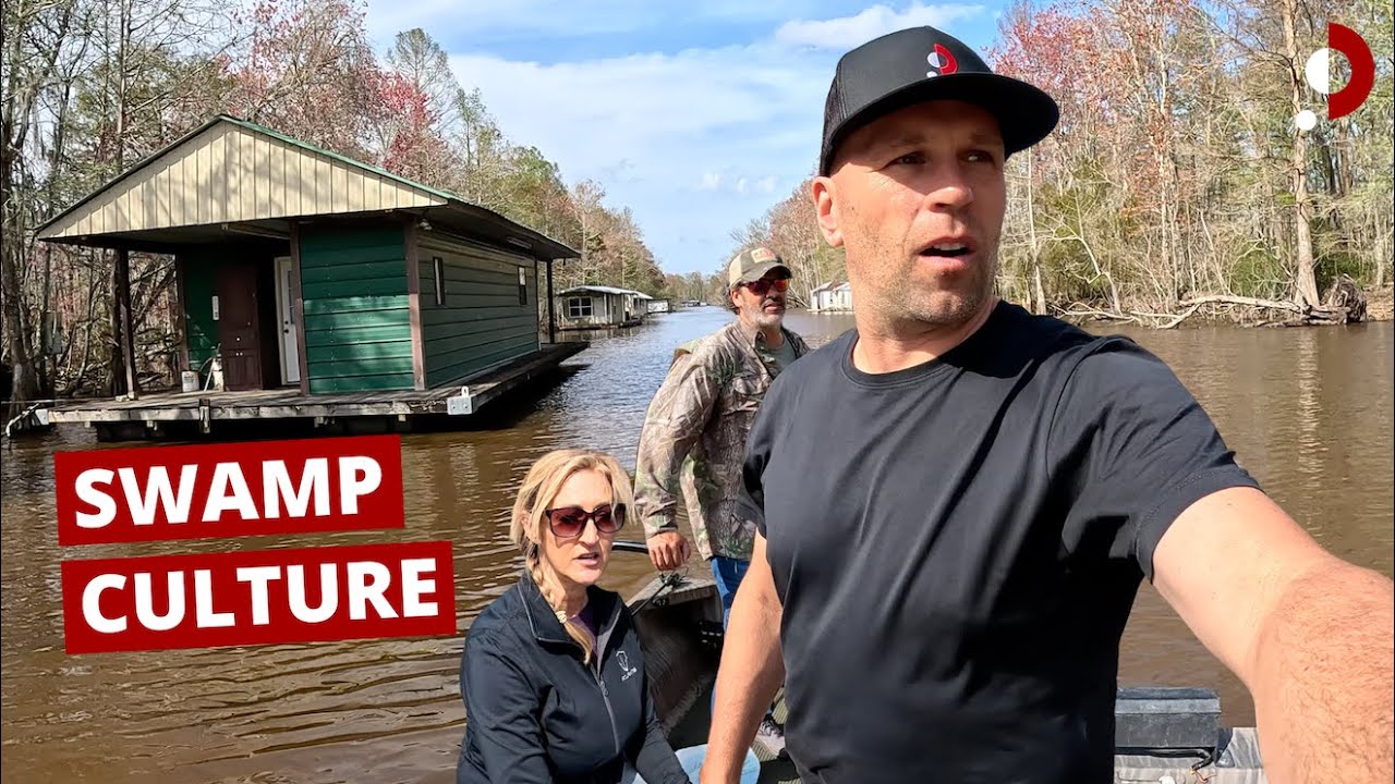 Inside Off-Grid Houseboat Life - Camp in Louisiana Swamp – Peter Santenello
